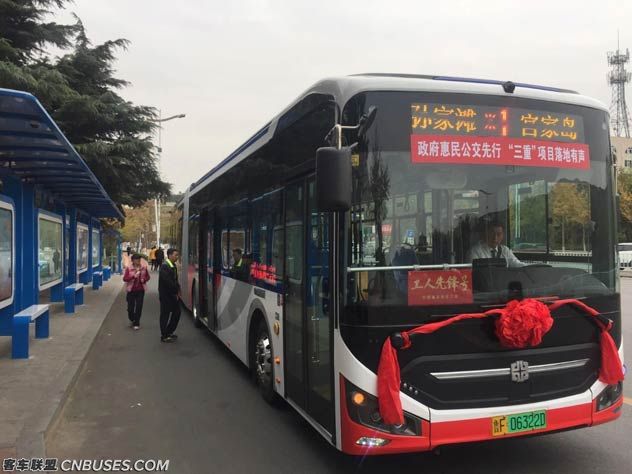 刚发布即首秀，中通18米BRT公交N18烟台正式上线 - 客车动态 - 客车联盟